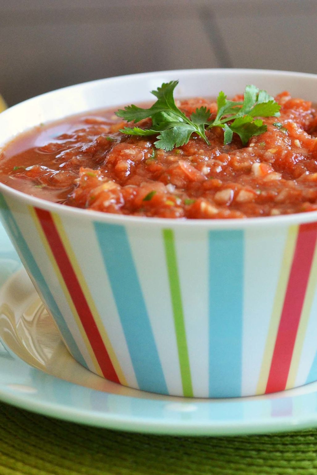 Easy Fresh Salsa Recipe - Everything goes in the blender!