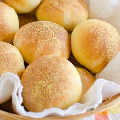 Buttery Cornbread Yeast Rolls