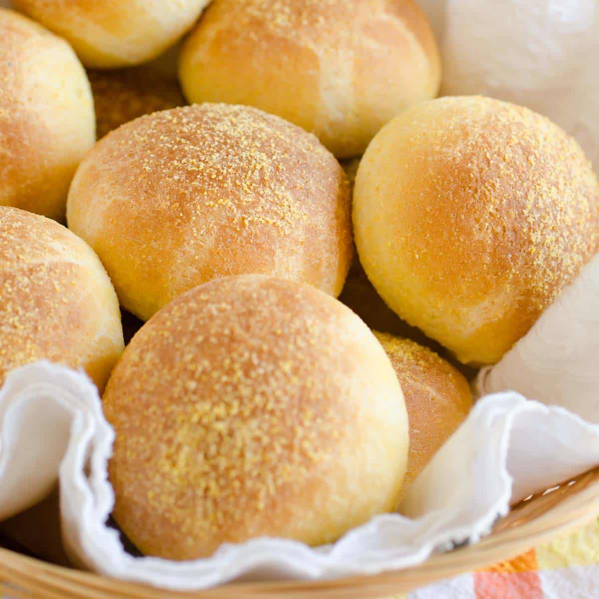 Buttery Cornbread Yeast Rolls