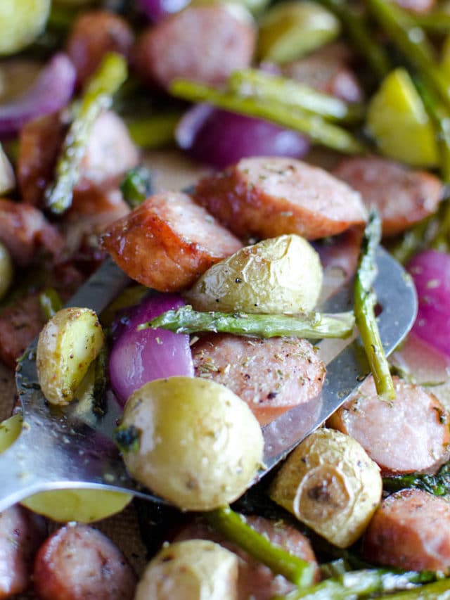 Sheet Pan Kielbasa and Veggies Recipe Story - Easy Recipes for Family ...