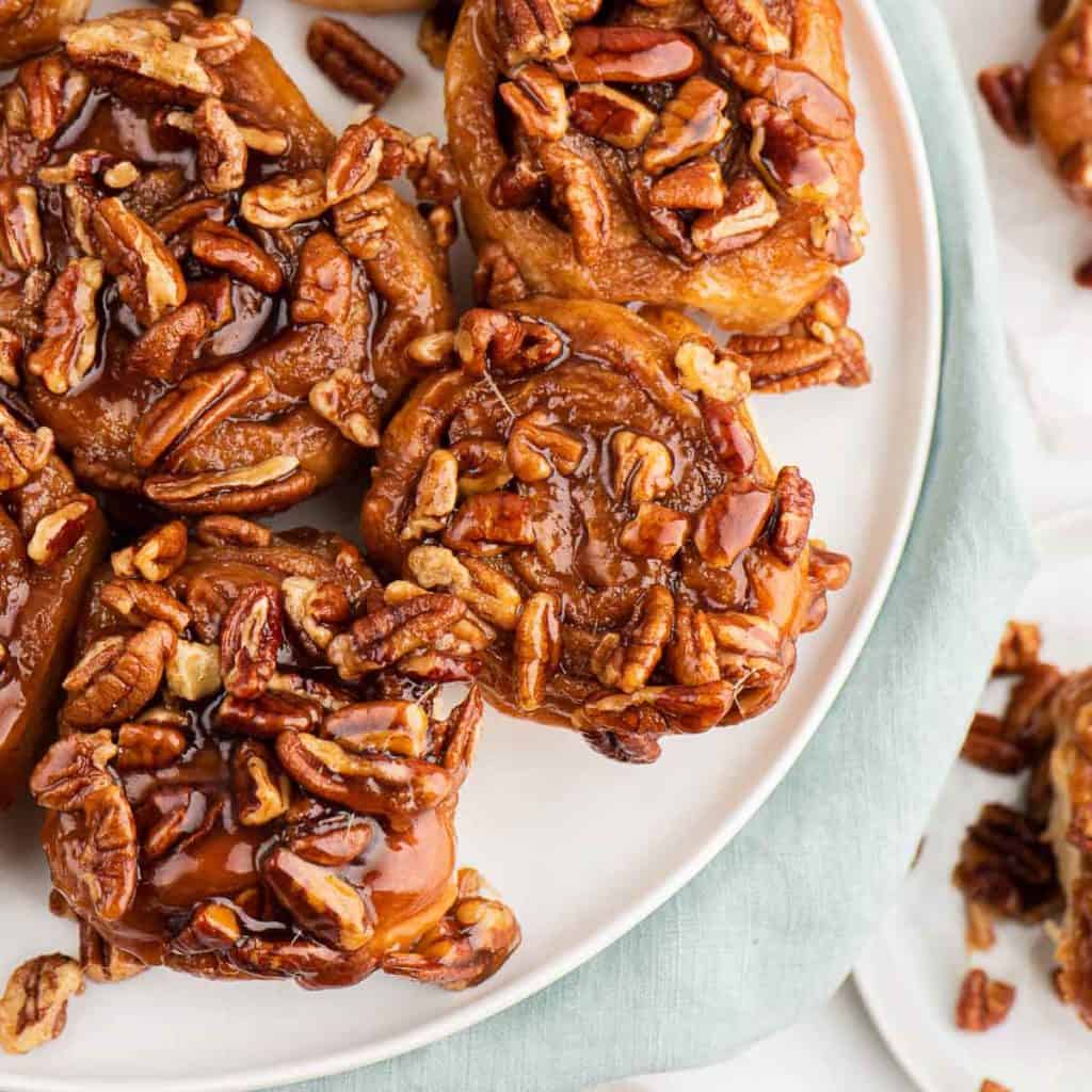 Pecan Cinnamon Rolls - These Gooey Sticky Buns are SO good!