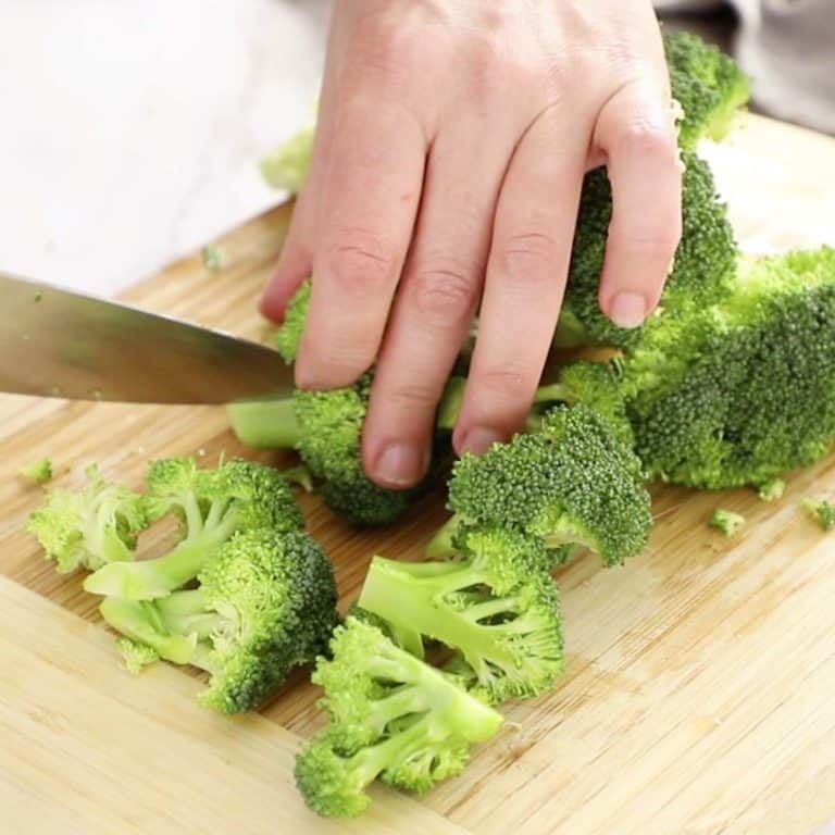 How to Cut Broccoli - Our Easy Step by Step Instructions
